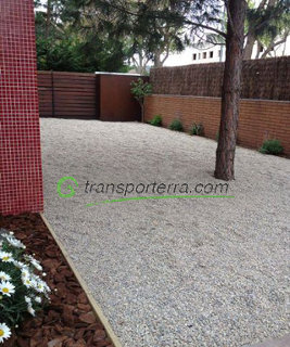 Jardines con grava.